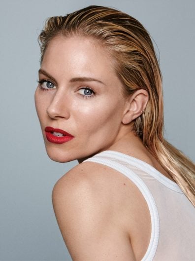 How to Look Good in Photos: Photo-Ready Makeup Tips