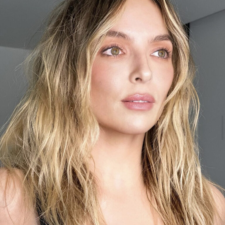 Products To Achieve Minimalist Makeup by Wendy Rowe MUA