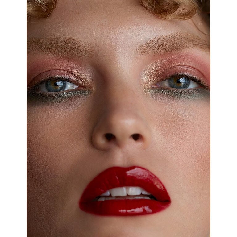 Eat Beautiful: Nourish your skin from the inside out - Wendy Rowe